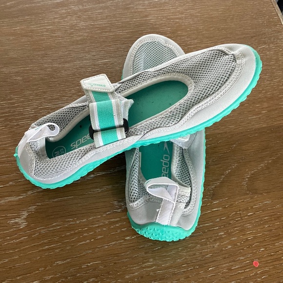 Speedo | Shoes | Speedo Strap Water Shoes | Poshmark